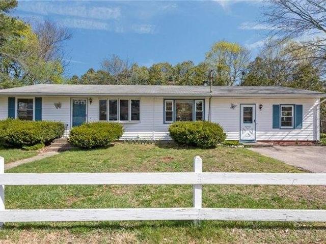 3 bedroom, Coventry RI 02816 LS102565309