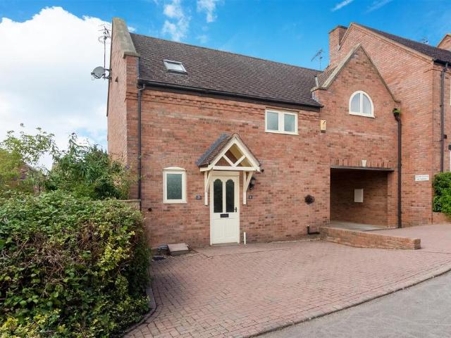 3 bedroom coach house for sale