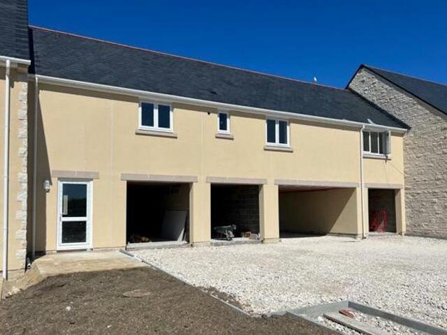 3 Bedroom Coach House For Sale In 30 Kingbarrow Drive, Portland