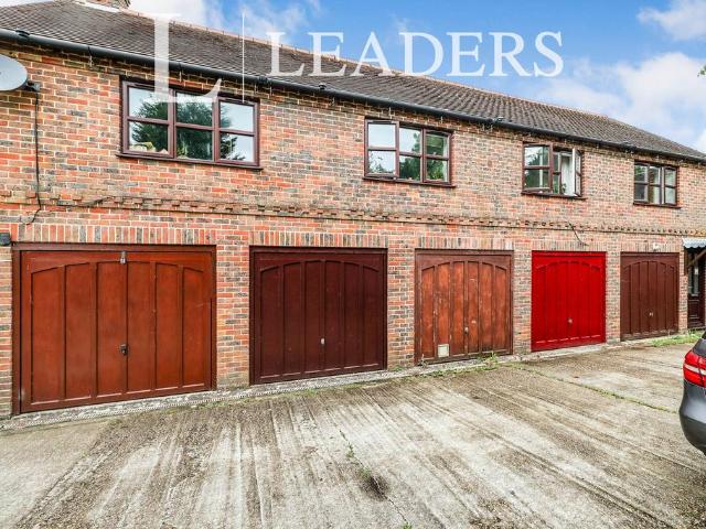 3 bedroom coach house to rent