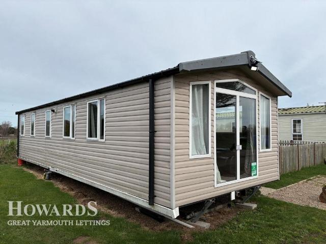 3 bedroom coach house to rent