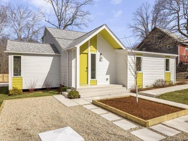 3 bedroom, Cohasset MA 02025 LS101602365