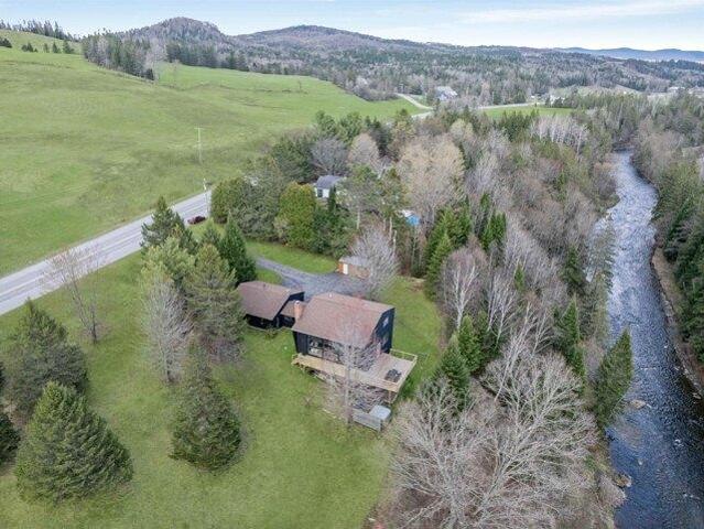 3 bedroom, Colebrook NH 03576 102346506