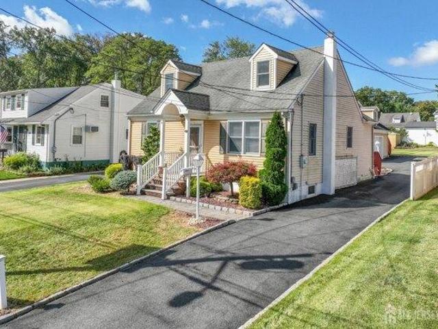 3 bedroom, Colonia NJ 07067 102824537