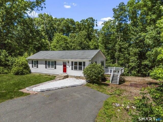 3 bedroom, Columbia CT 06237 104149494