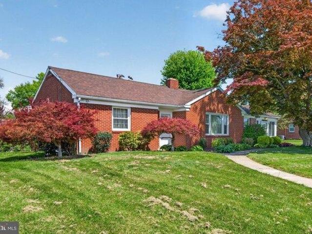 3 bedroom, Columbia PA 17512 103623320