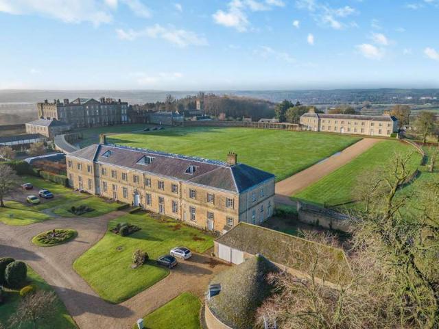 3 Bedroom Commercial Property