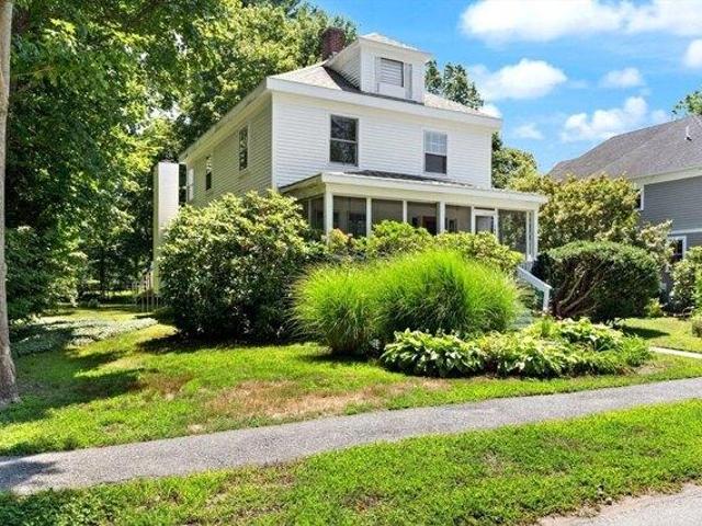 3 bedroom, Concord MA 01742 102372437