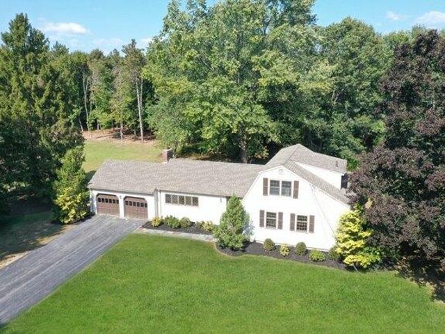 3 bedroom, Concord MA 01742 104606063