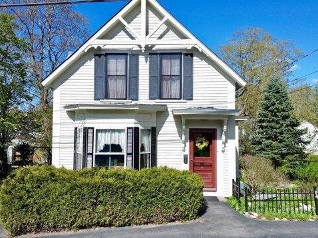 3 bedroom, Concord NH 03303 102283151