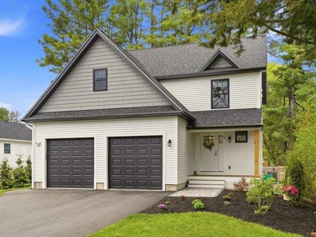 3 bedroom, Concord NH 03301 102595414