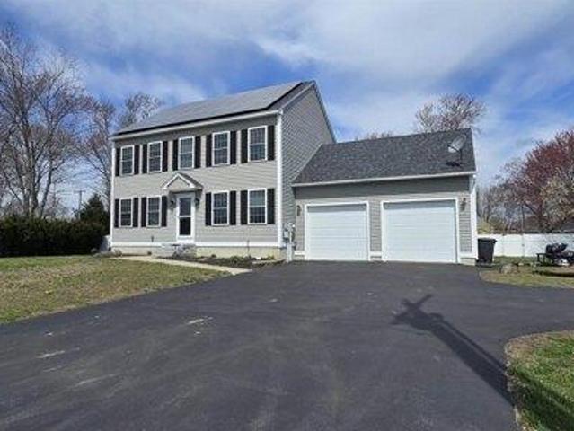 3 bedroom, Concord NH 03301 102670252