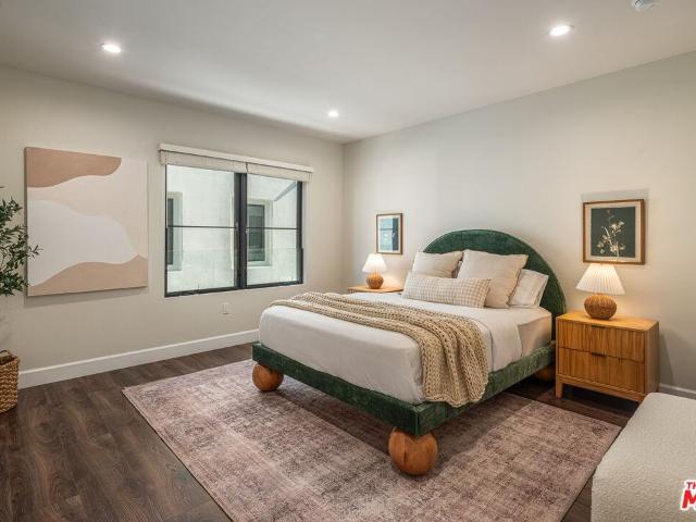 3 Bedroom Condo for Rent at 1147 N Beachwood Dr #5, Los Angeles, CA 90038 Hollywood Studio District
