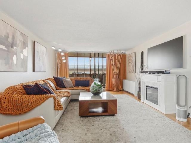 3 Bedroom Condo for Rent at 1155 Ash St, Denver, CO 80220 Hale