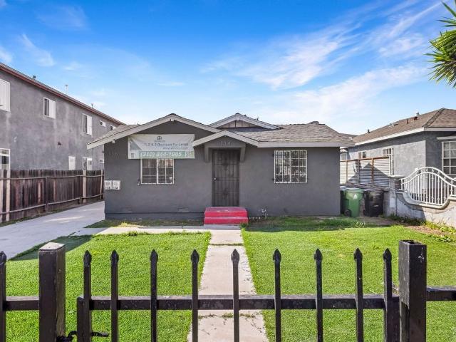 3 Bedroom Condo for Rent at 134 E 118th Pl, Los Angeles, CA 90061 Harbor Gateway North