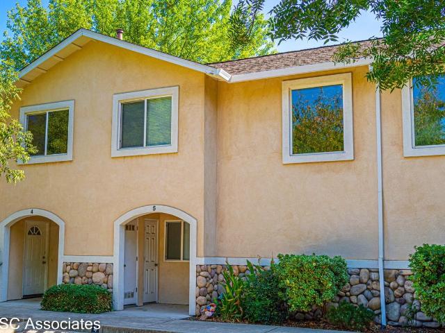 3 Bedroom Condo for Rent at 1363 E Lindo Ave #5, Chico, CA 95926