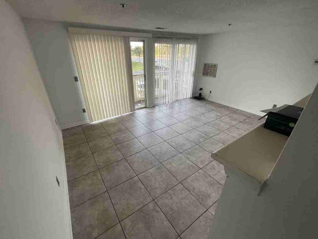 3 Bedroom Condo for Rent at 1600 Arlyn Circle #H, Charlotte, NC 28213 College Downs