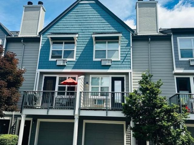 3 Bedroom Condo for Rent at 1712 Se Halyard Ln, Vancouver, WA 98661 Columbia Way