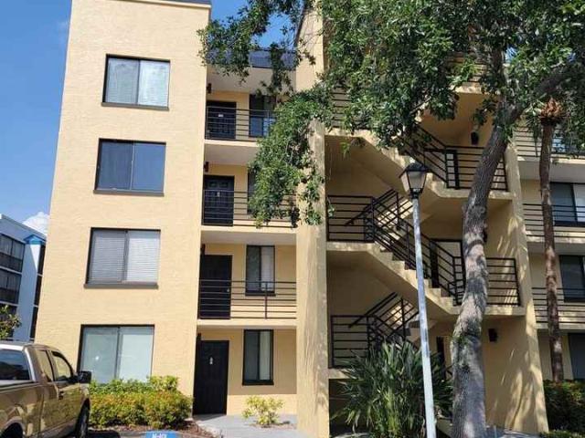 3 Bedroom Condo for Rent at 2424 W Tampa Bay Blvd, Tampa, FL 33607