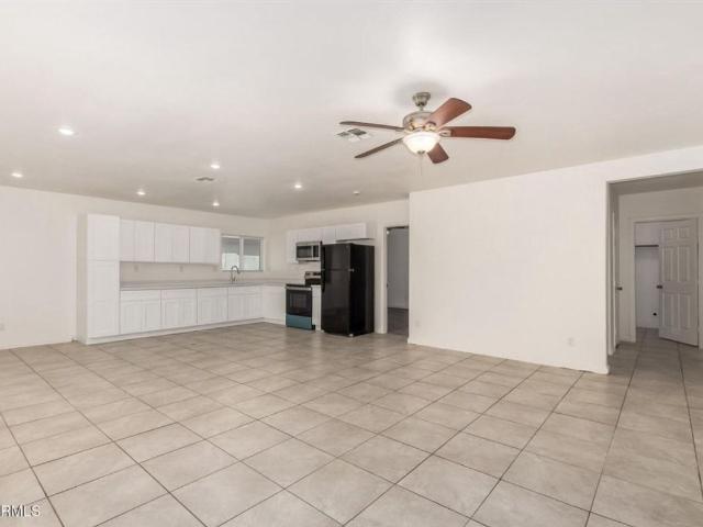 3 Bedroom Condo for Rent at 2828 E Chipman Rd #1, Phoenix, AZ 85040 Wier Estates