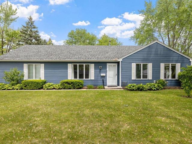 3 Bedroom Condo for Rent at 2 Afton Dr, Montgomery, IL 60538