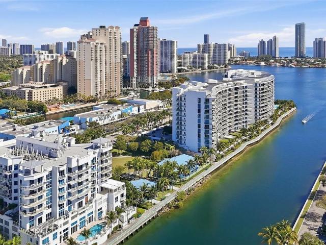 3 Bedroom Condo for Rent at 3030 Ne 188th St, Aventura, FL 33180