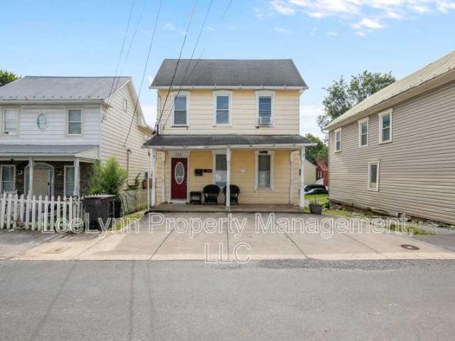 3 Bedroom Condo for Rent at 311 Boyd Ave #A, Martinsburg, WV 25401