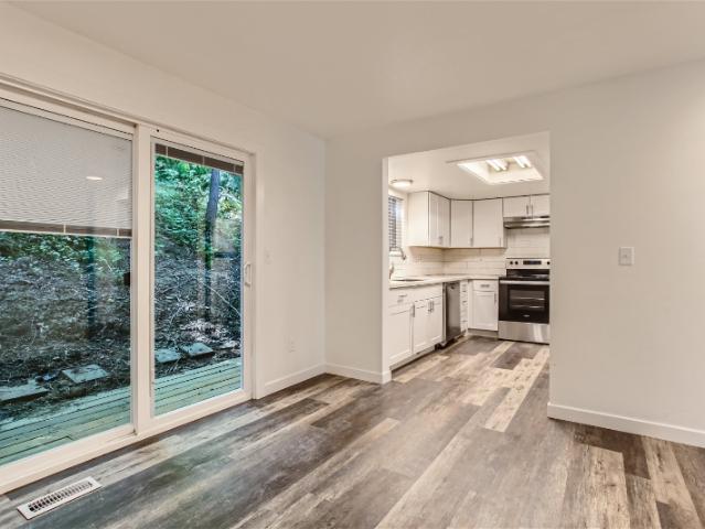 3 Bedroom Condo for Rent at 3396 Sw Beaverton Hillsdale Hwy, Portland, OR 97239 Hayhurst