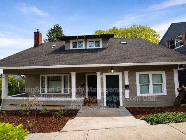 3 Bedroom Condo for Rent at 3926 S Water Ave, Portland, OR 97239 Corbet Terwilliger Lair Hill