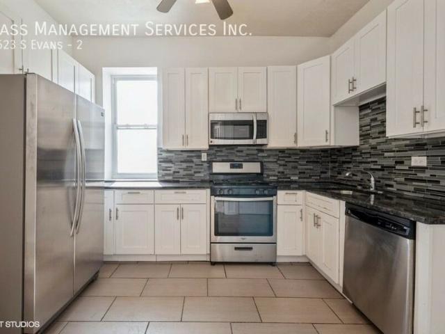 3 Bedroom Condo for Rent at 4623 S Evans Ave #2, Chicago, IL 60653 Grand Boulevard