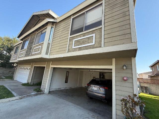 3 Bedroom Condo for Rent at 605 E Phillips Blvd, Pomona, CA 91766