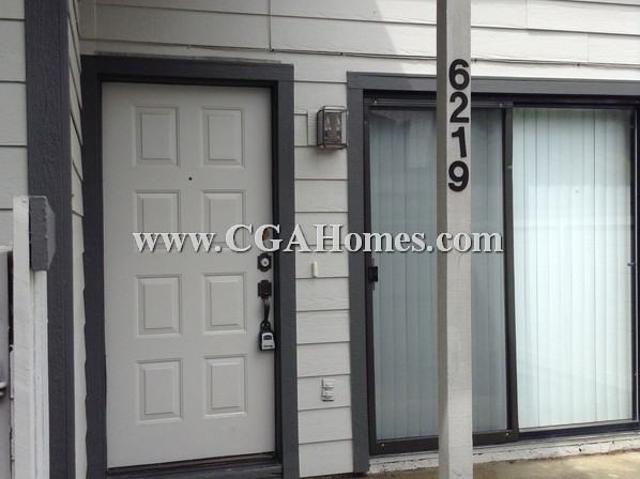 3 Bedroom Condo for Rent at 6219 Oak Valley Ln, Citrus Heights, CA 95621