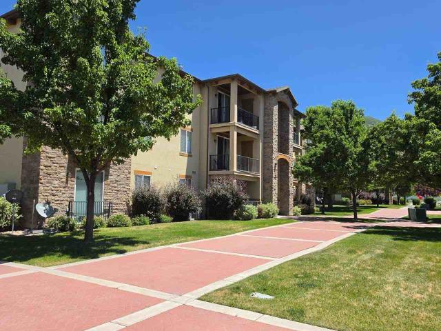 3 Bedroom Condo for Rent at 638 N 400 W #E, Centerville, UT 84014