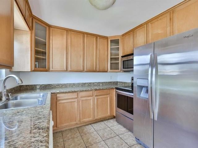 3 Bedroom Condo for Rent at 6333 College Grove Way, San Diego, CA 92115 Oak Park