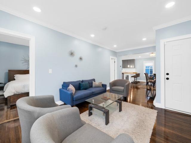 3 Bedroom Condo to Share in Quincy