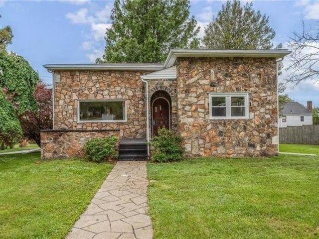 3 bedroom, Connellsville PA 15425 103625248