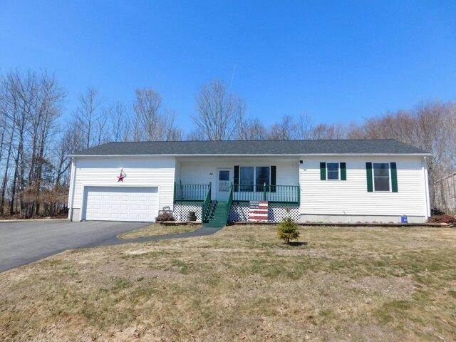 3 bedroom, Corinth ME 04427 102027927