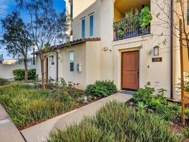 3 bedroom, Costa Mesa CA 92627 LS90036497