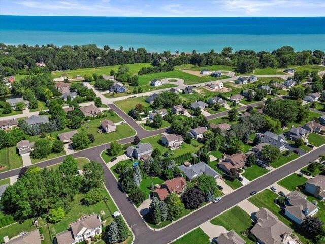 3 bedroom, Caledonia WI 53402 LS94170889