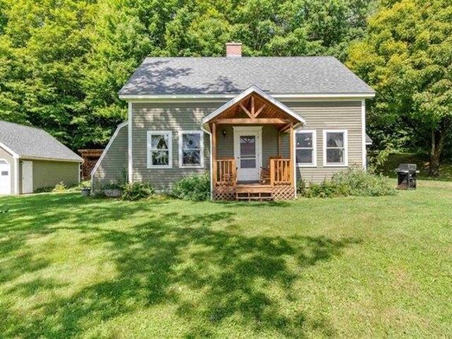 3 bedroom, Cambridge VT 05464 105104807