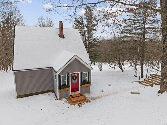 3 bedroom, Canaan ME 04924 102344171