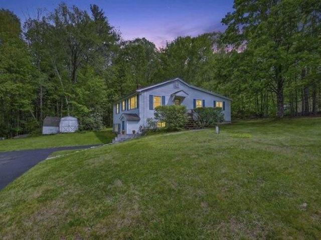 3 bedroom, Candia NH 03034 104236395
