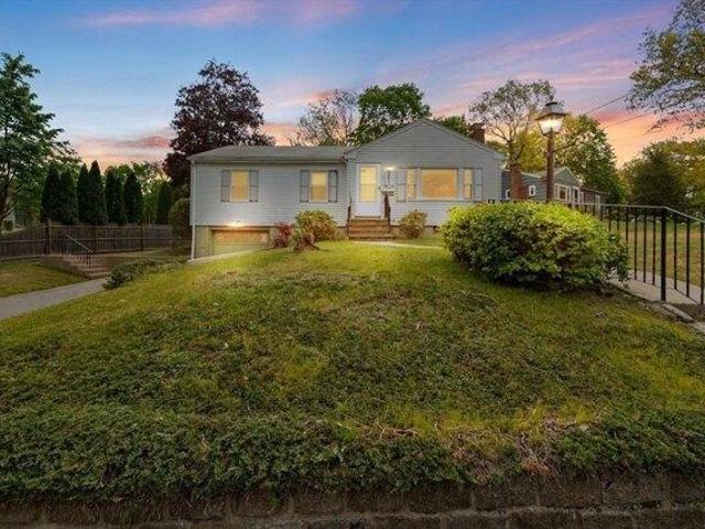 3 bedroom, Canton MA 02021 103249524