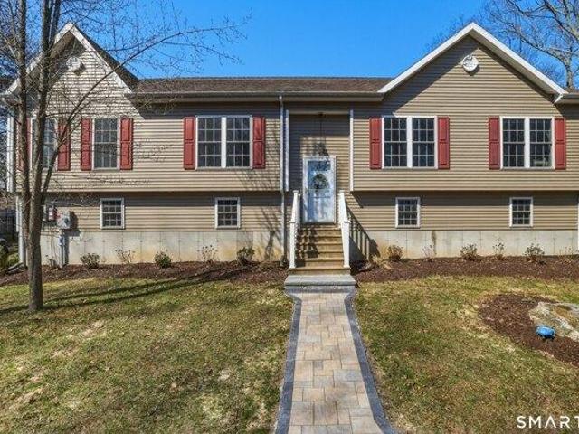 3 bedroom, Canton CT 06019 101999010