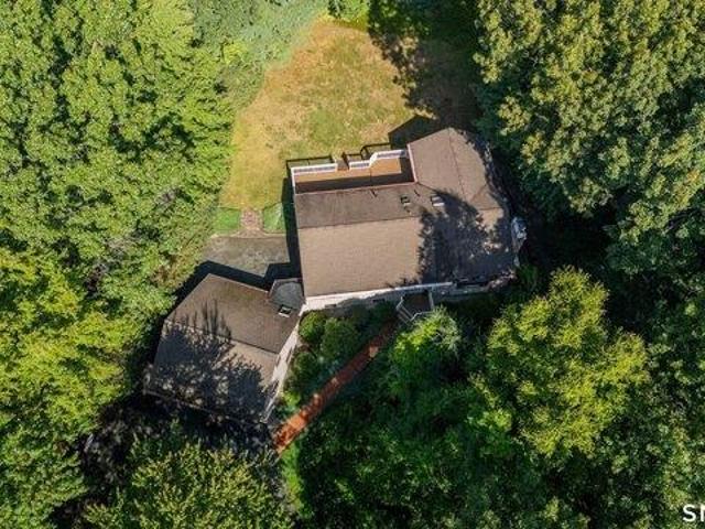 3 bedroom, Canton CT 06019 105172063