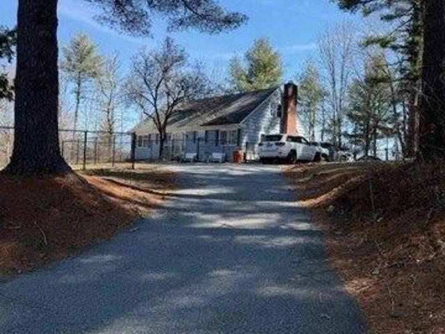 3 bedroom, Canterbury CT 06331 104572004