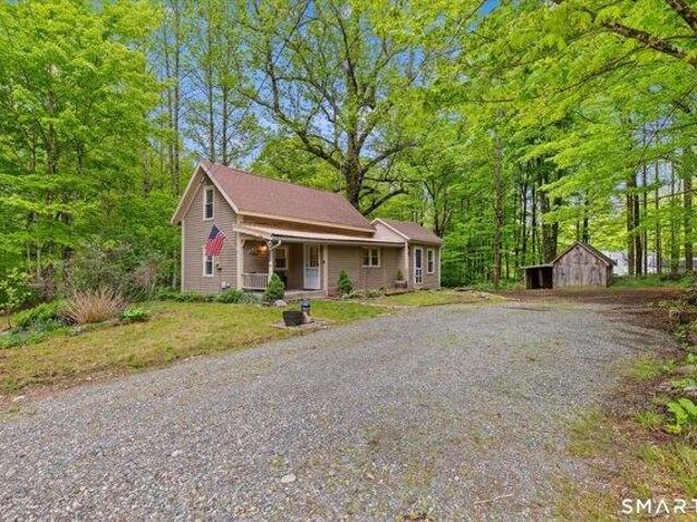 3 bedroom, Canterbury CT 06331 LS102775976