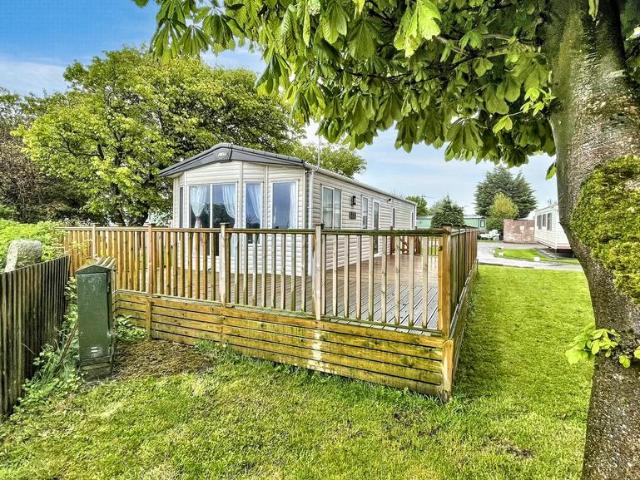 3 bedroom caravan for sale