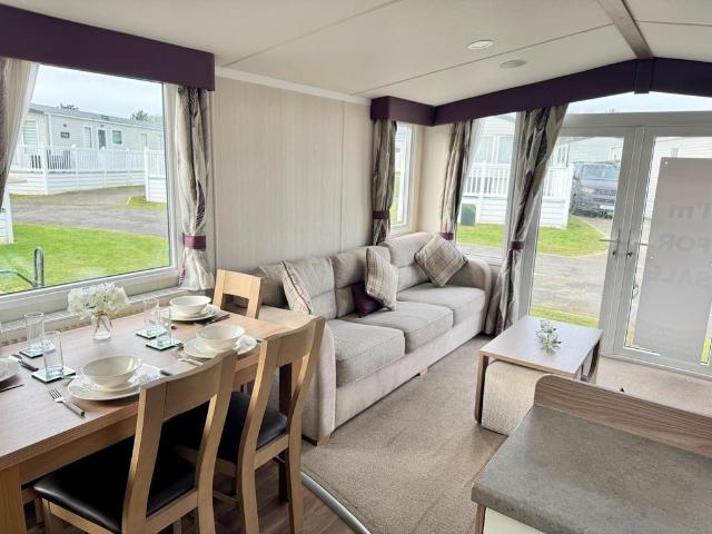 3 bedroom caravan for sale