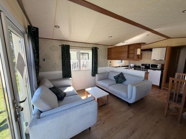 3 bedroom caravan for sale